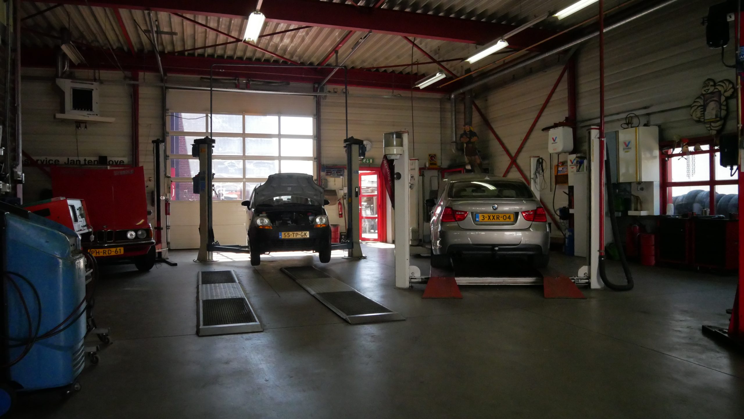 Autoservice | Jan ten Hove